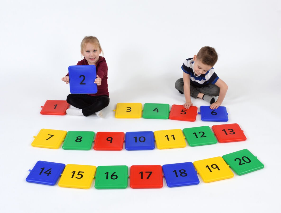 Giant Connecting Beads 1-20 - Tinker Tray Play