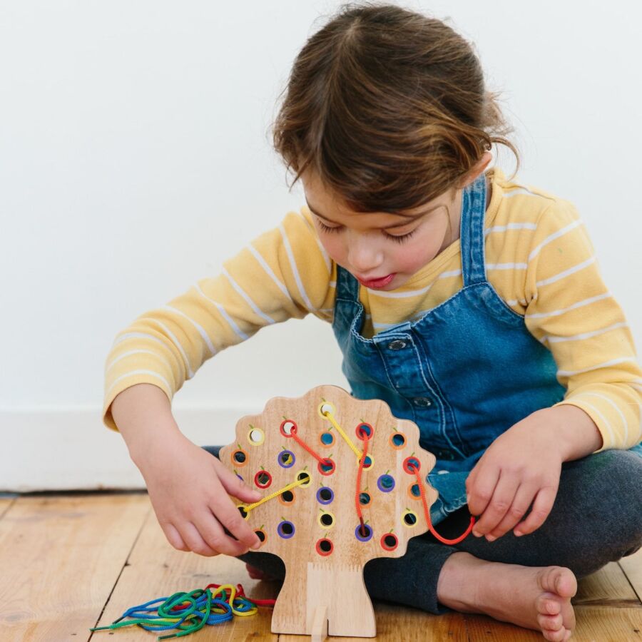 Freckled Frog Threading Trees - Tinker Tray Play
